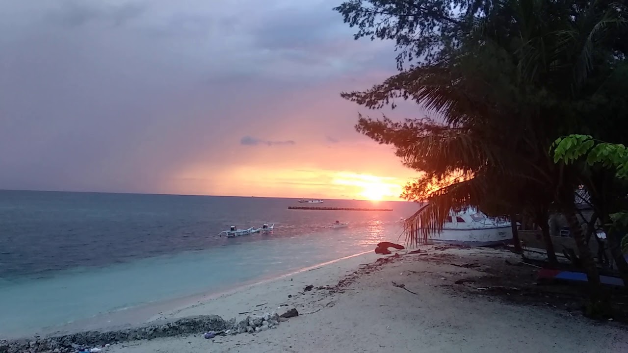 Sang mentari di pagi hari di titik pulau pandangan - YouTube