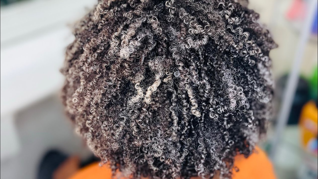 REFLEJOS DE COLOR RUBIO CENIZA EN CABELLO AFRO /cambio de look a mi ...