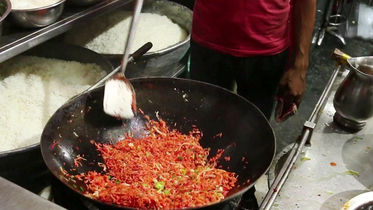 Indian Street Food - Street Food in Mumbai - Schezwan Fried Rice - YouTube
