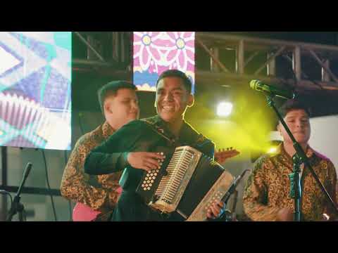 DONNIE YAIPÉN - EL MACHO / SOLEDAD (En Vivo)