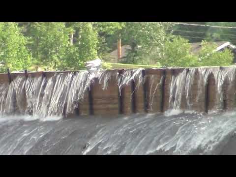 Hydro Dam, Bishops Falls, Exploits River Spillway - YouTube