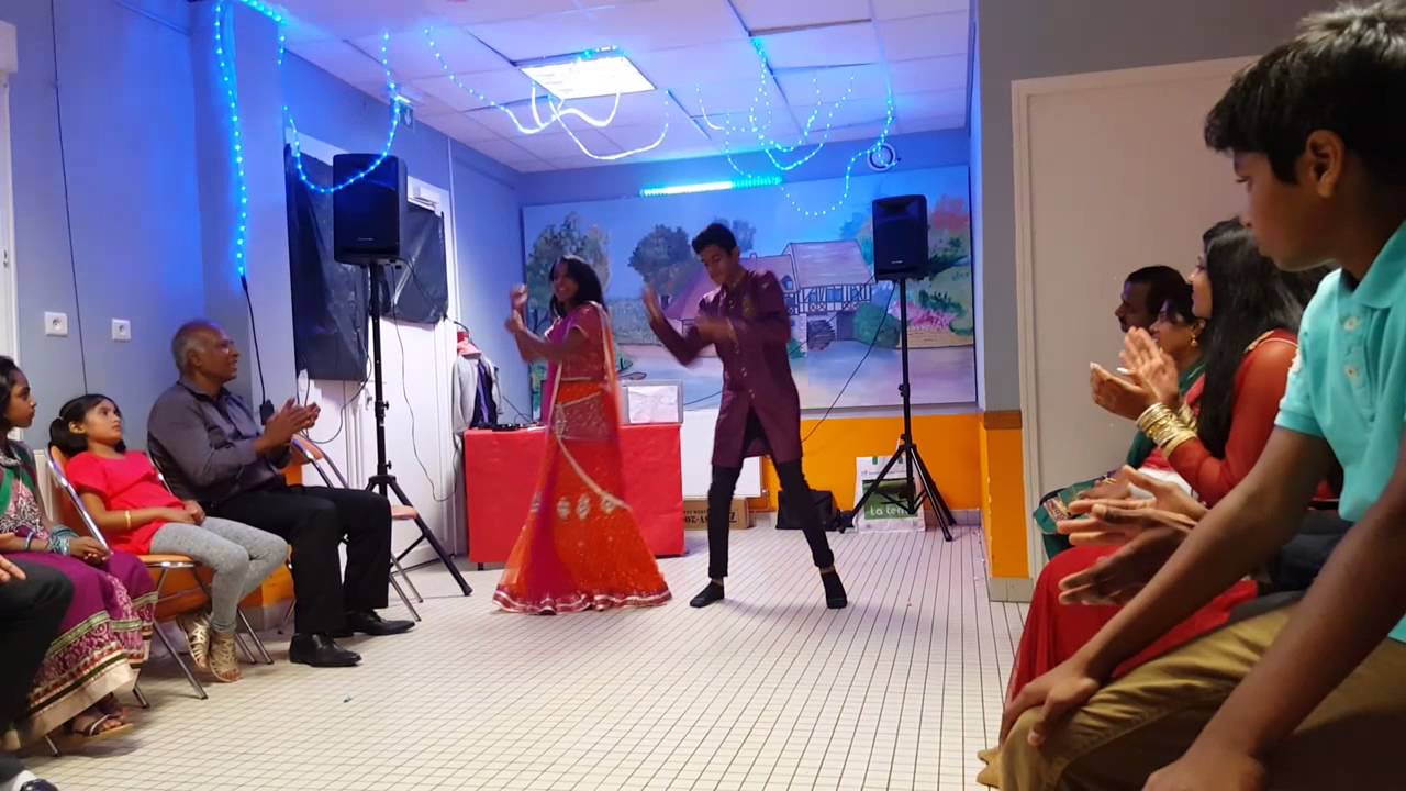 Thaiya thaiya song dance - YouTube