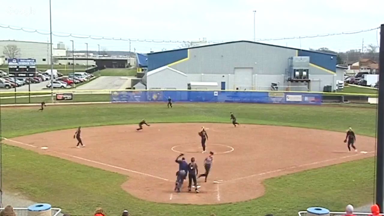 Softball: Findlay vs Walsh Game 1 - YouTube