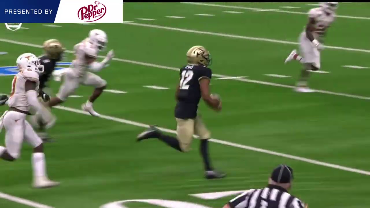 Alamo Bowl: Brendon Lewis shines in college debut - YouTube