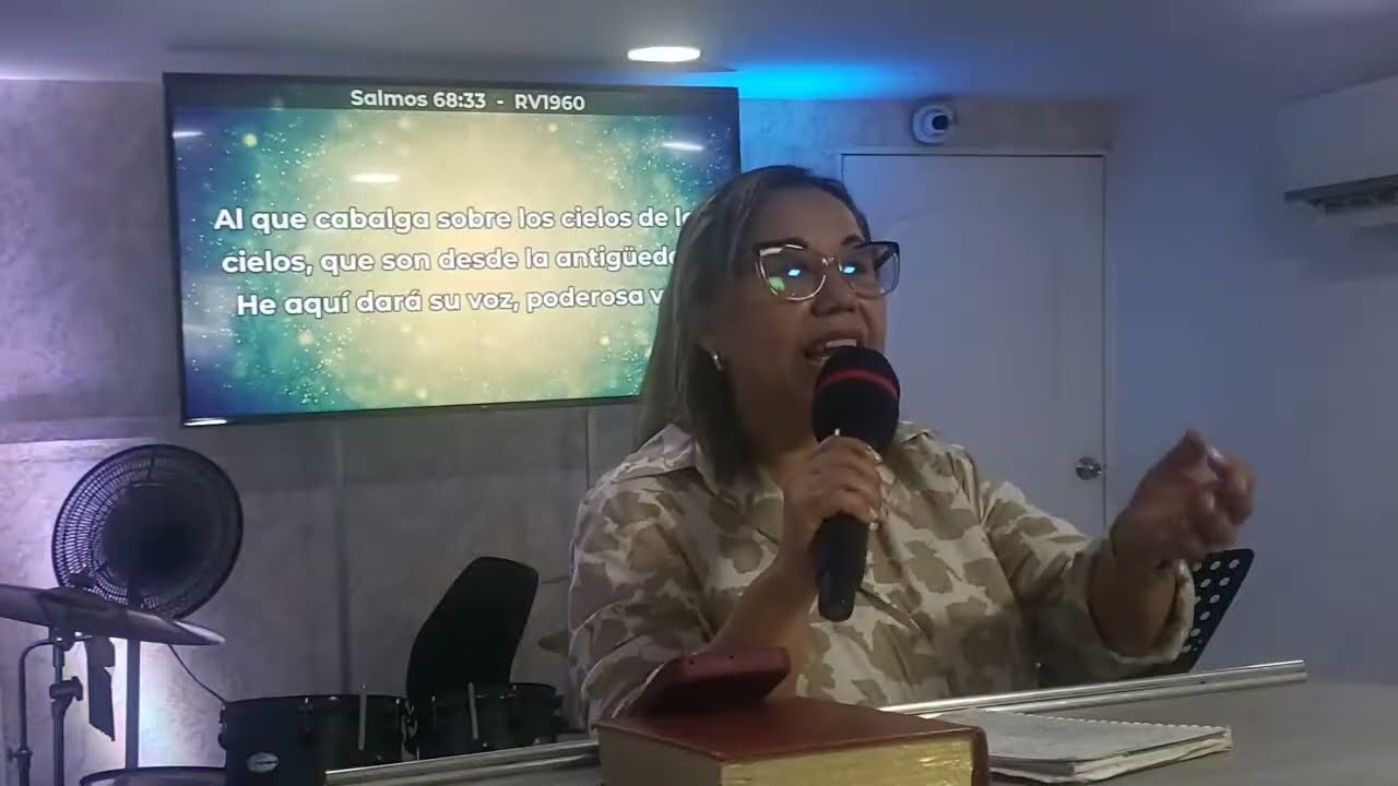 Transmisión en directo de RADIO VC - YouTube