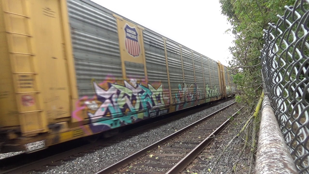 CP 147 west with UP 5545 || OCT 11 2018 - YouTube