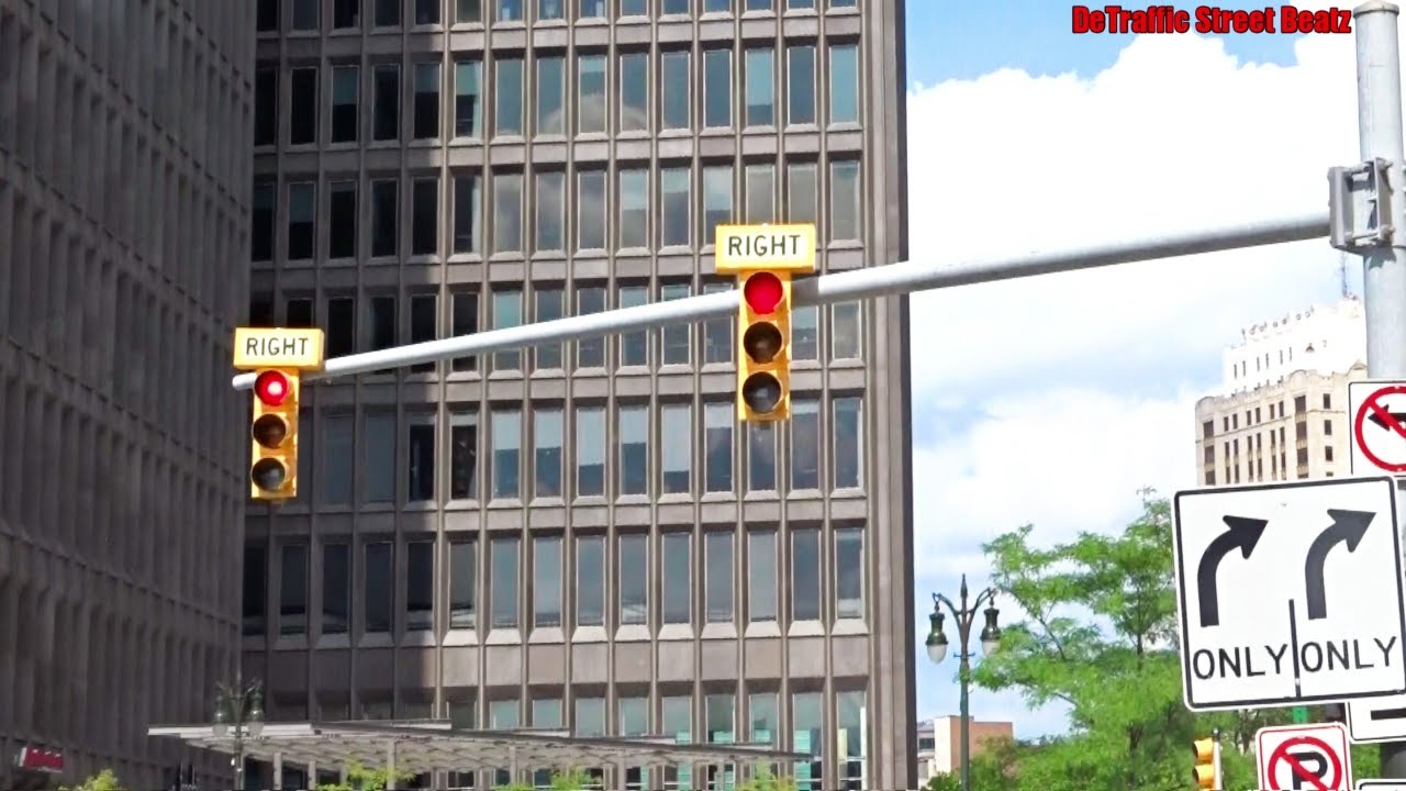 LED Traffic Lights & Right Turn Signals | Griswold & Lafayette - YouTube