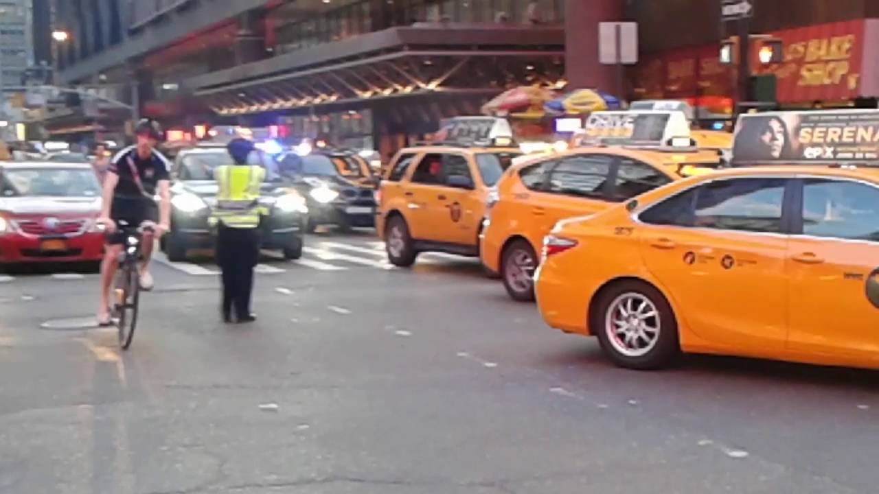 RARE CATCH OF PAPD REP UNIT RESPONDING - YouTube