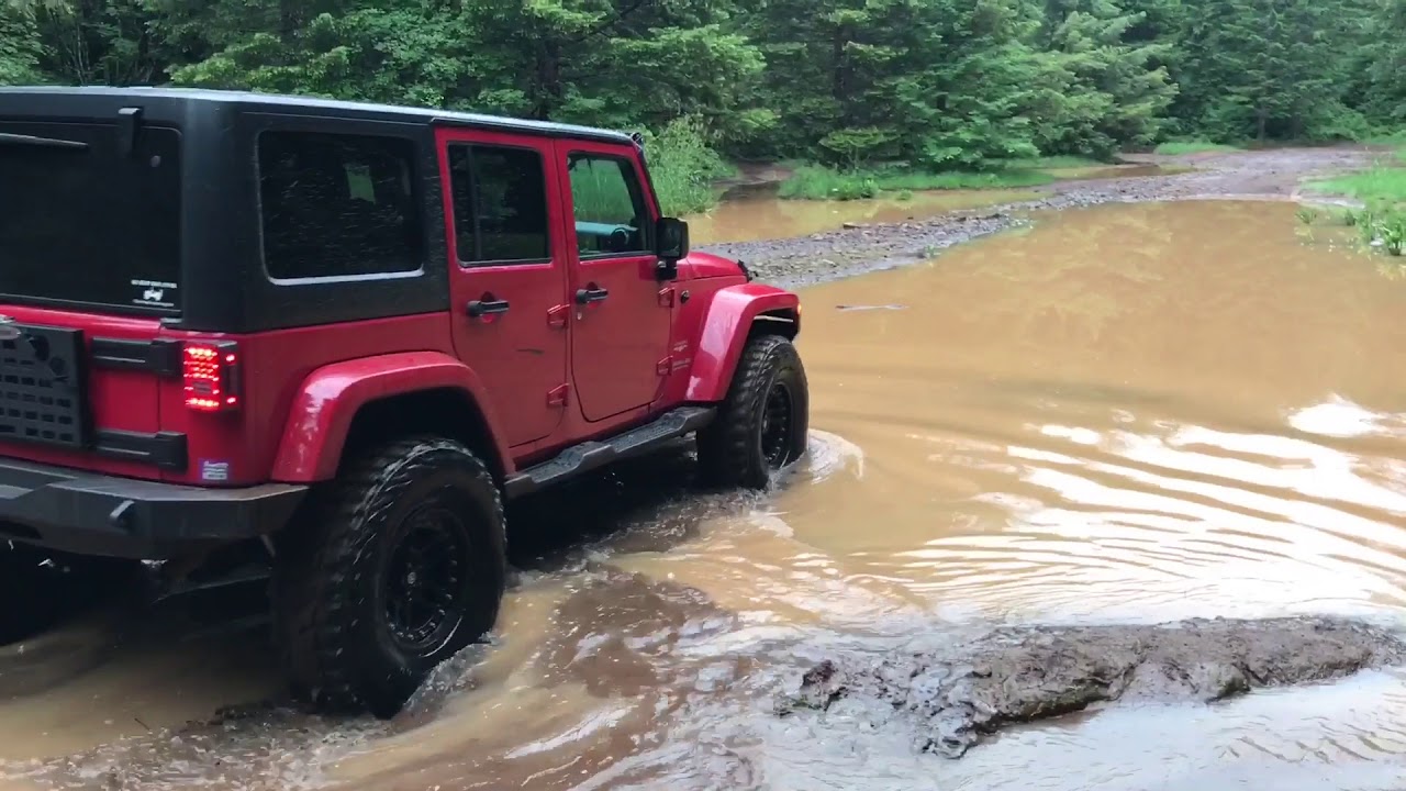 Jeeps off-road - YouTube