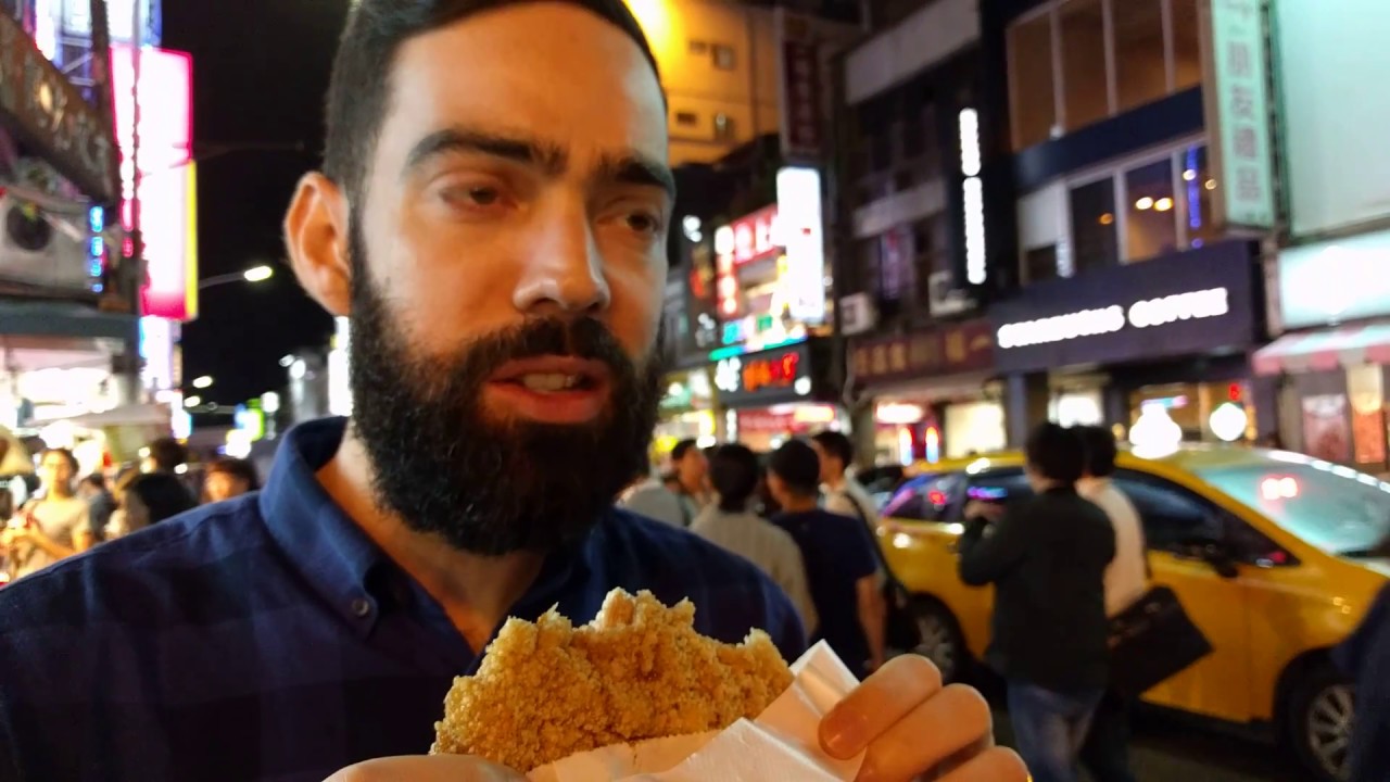 Fried Chicken at Shilin Night Market - YouTube