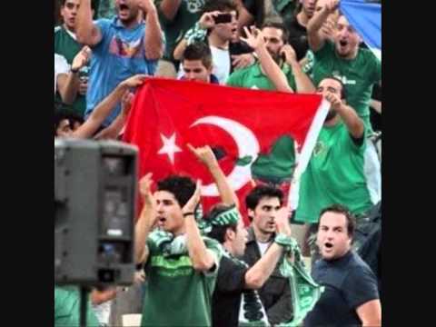 Panathinaikos fans burn Turkish flag half hour before the game against Galatasaray