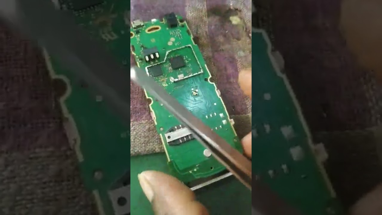 Nokia 105 display graphic white problem - YouTube