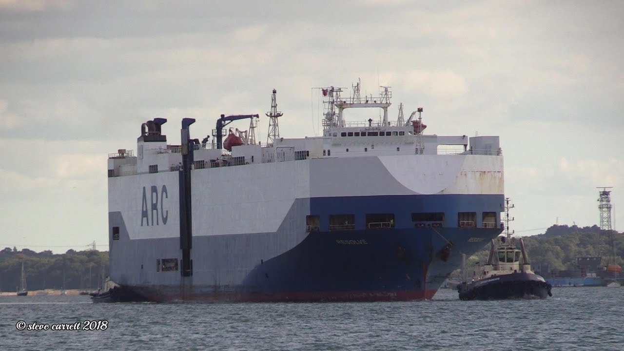 Vehicle Carrier ARC Resolve arriving into Southampton Docks from ...