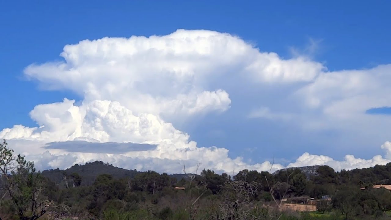 Cumulonimbus Clouds Formation in Mallorca - Time-Lapse Video - YouTube
