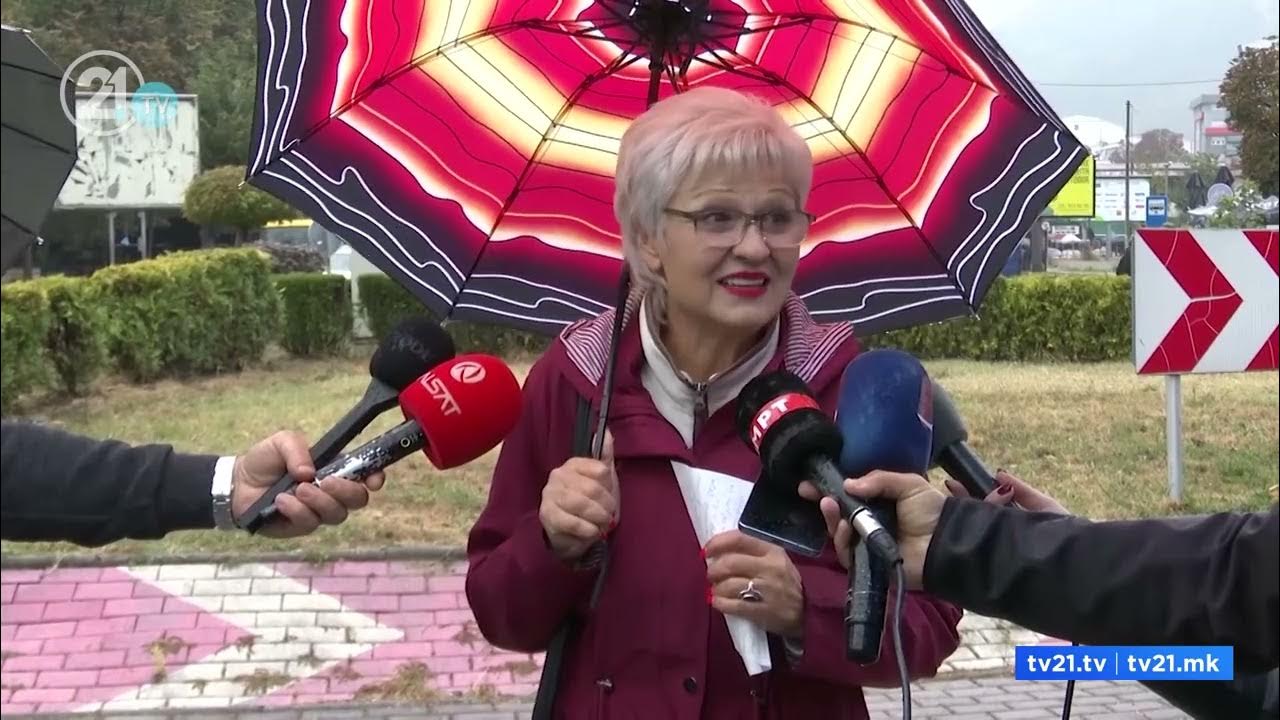 Не ги спречи ниту дождот пензионерите сакаат минимална пензија од 20