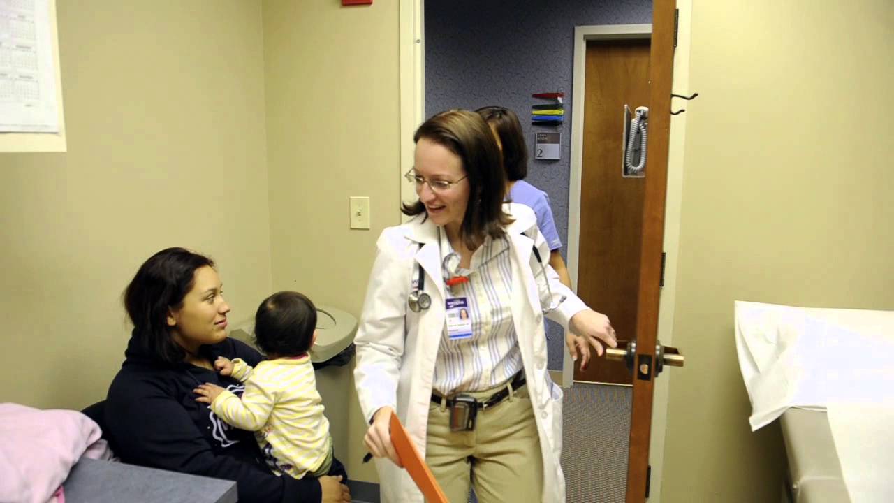 Meet Wellstar Physician Caroline Gibbons, M.D. - YouTube