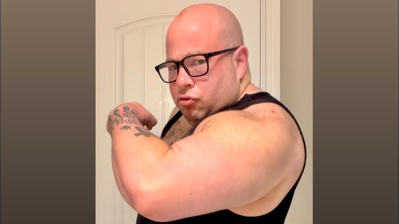 Joel Saltzman Muscles - YouTube