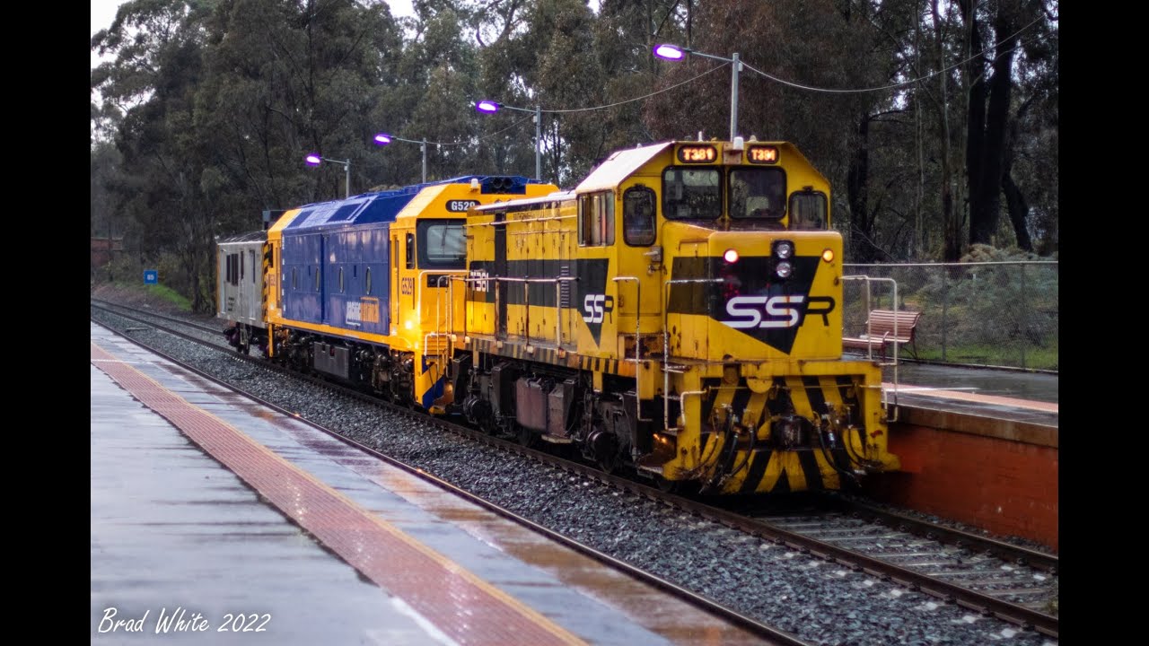 SSR 9086 Loco and Power Van Transfer & PN 0087/0088 Bendigo crew ...