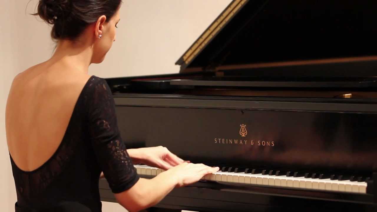 Roda Viva (Chico Buarque) - Júlia Tygel - YouTube