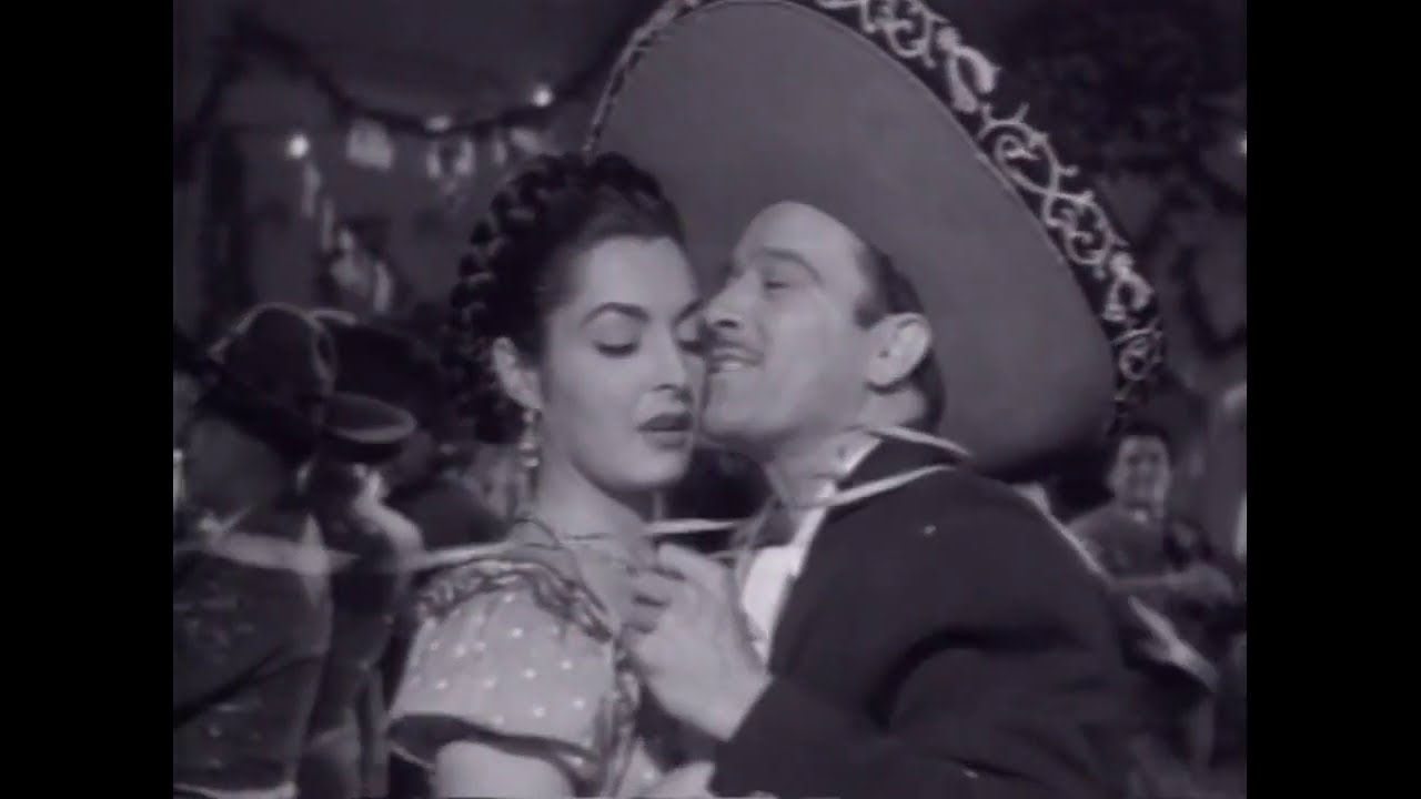 Si tú me quisieras - Pedro Infante (Cuidado con el Amor) - YouTube