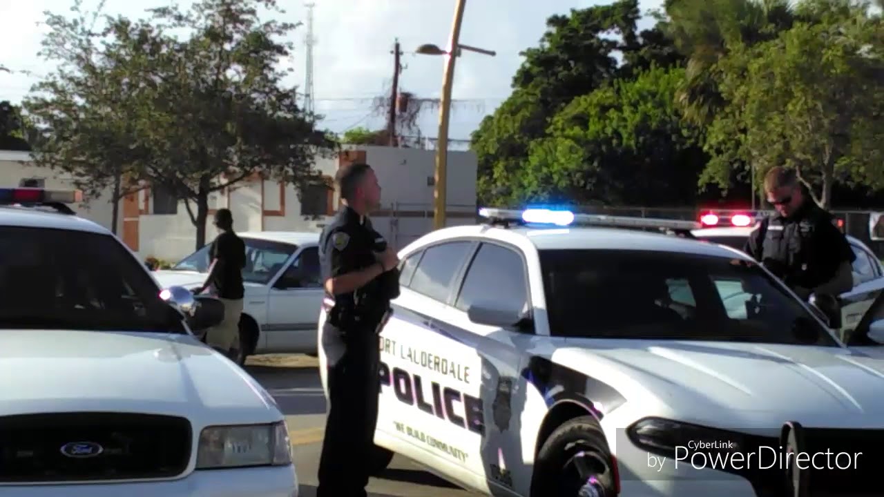 COP WATCHING PLEASE LEARN YOUR RIGHTS! - YouTube