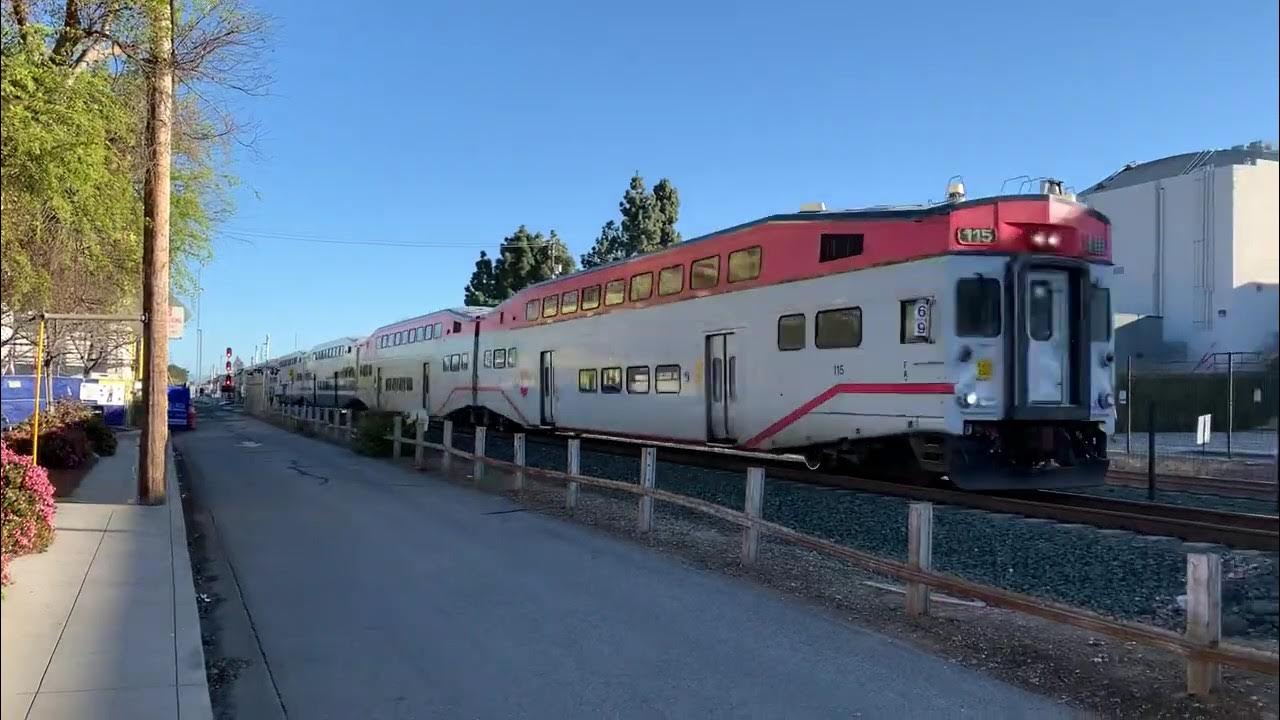 Railfanning Caltrain near San Mateo station - YouTube