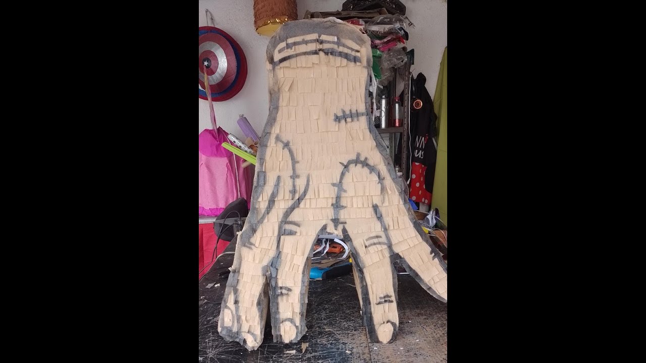 Como Hacer Una Piñata De Dedos De Merlina!!! Súper Sencillo - YouTube