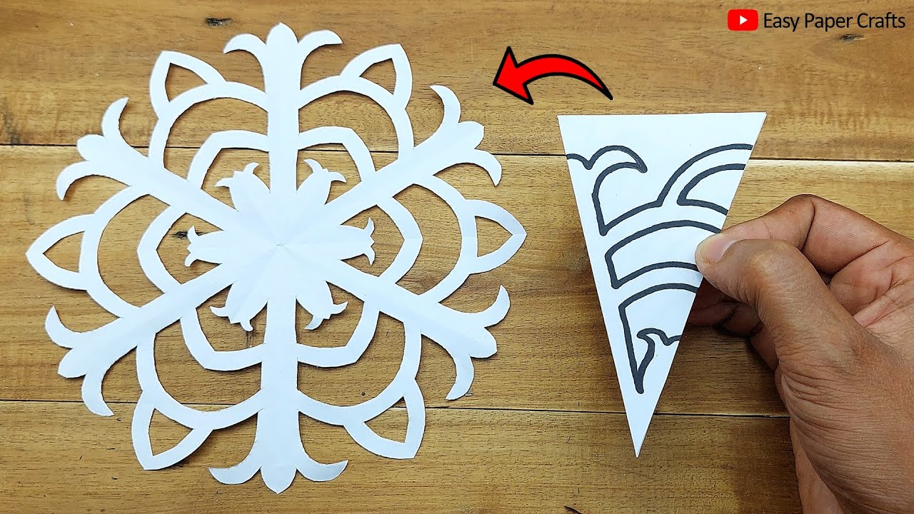 Paper Christmas Snowflakes ️ How to Make a Snowflake Out of Paper 🎄 ...