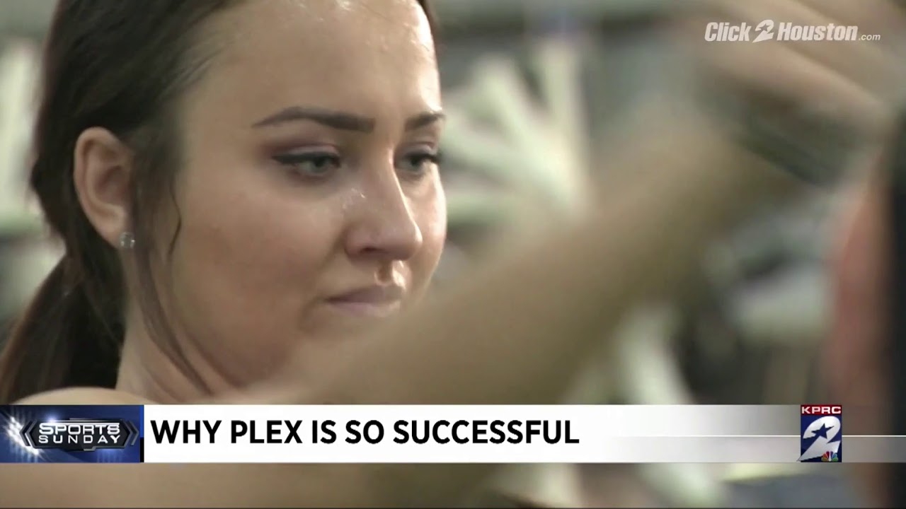 Why so many choose Plex? - YouTube