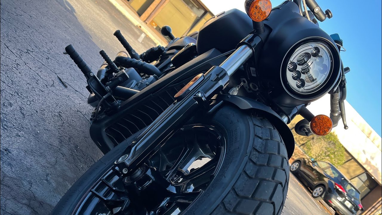 Scout Bobber 360 - YouTube