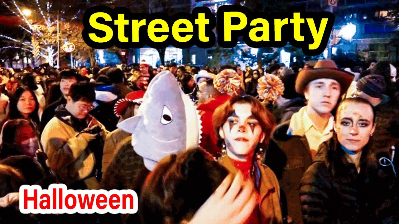 HALLOWEEN Parade | Halloween NIGHT in CANADA | TORONTO Halloween Night ...