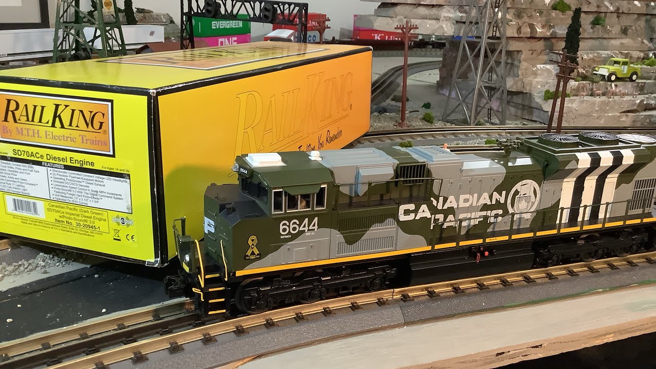 Canadian Pacific SD70ace from MTH on the Layout - YouTube