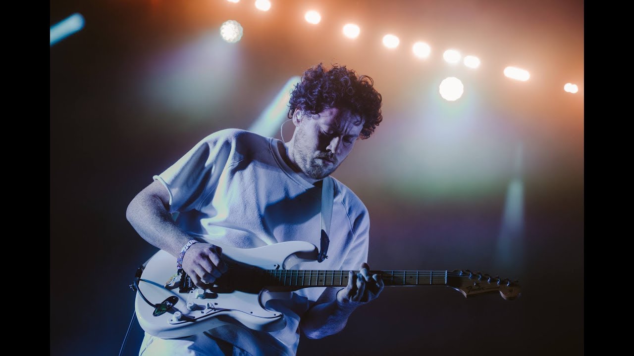 Metronomy - The Bay (Live at Summer Well Festival, 2017) - YouTube