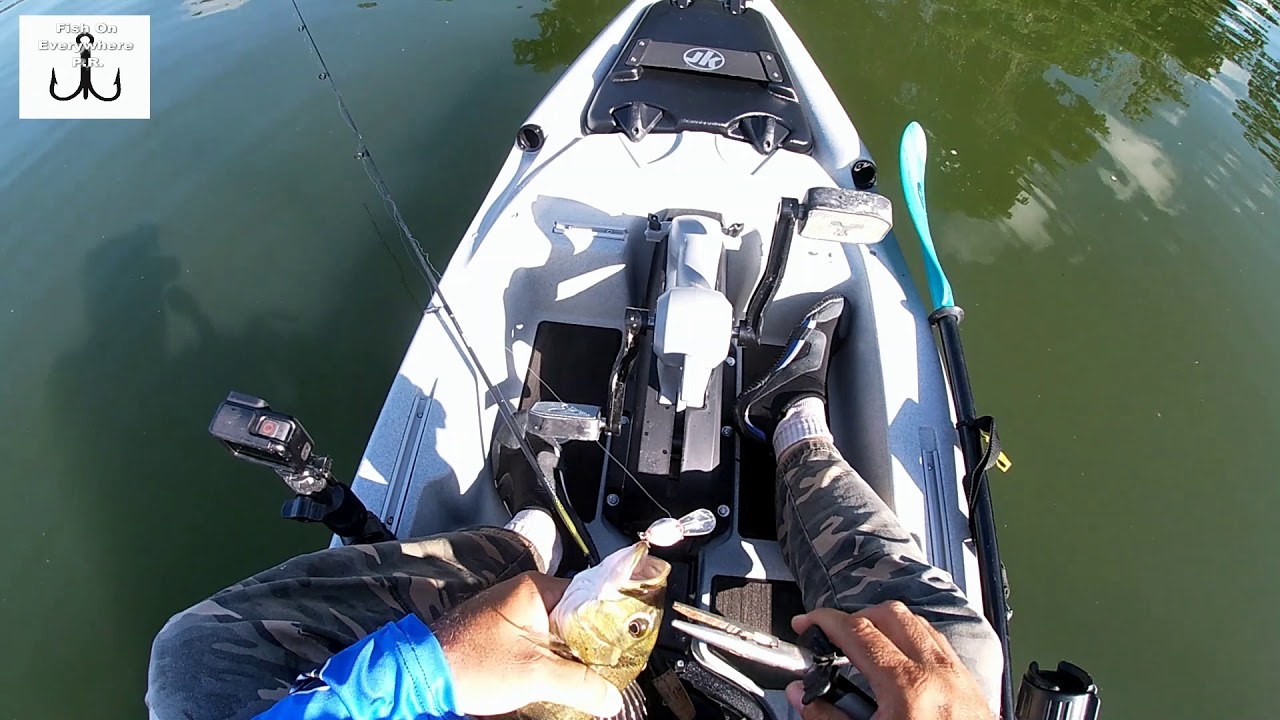 Pesca en el Lago Guayabal - YouTube