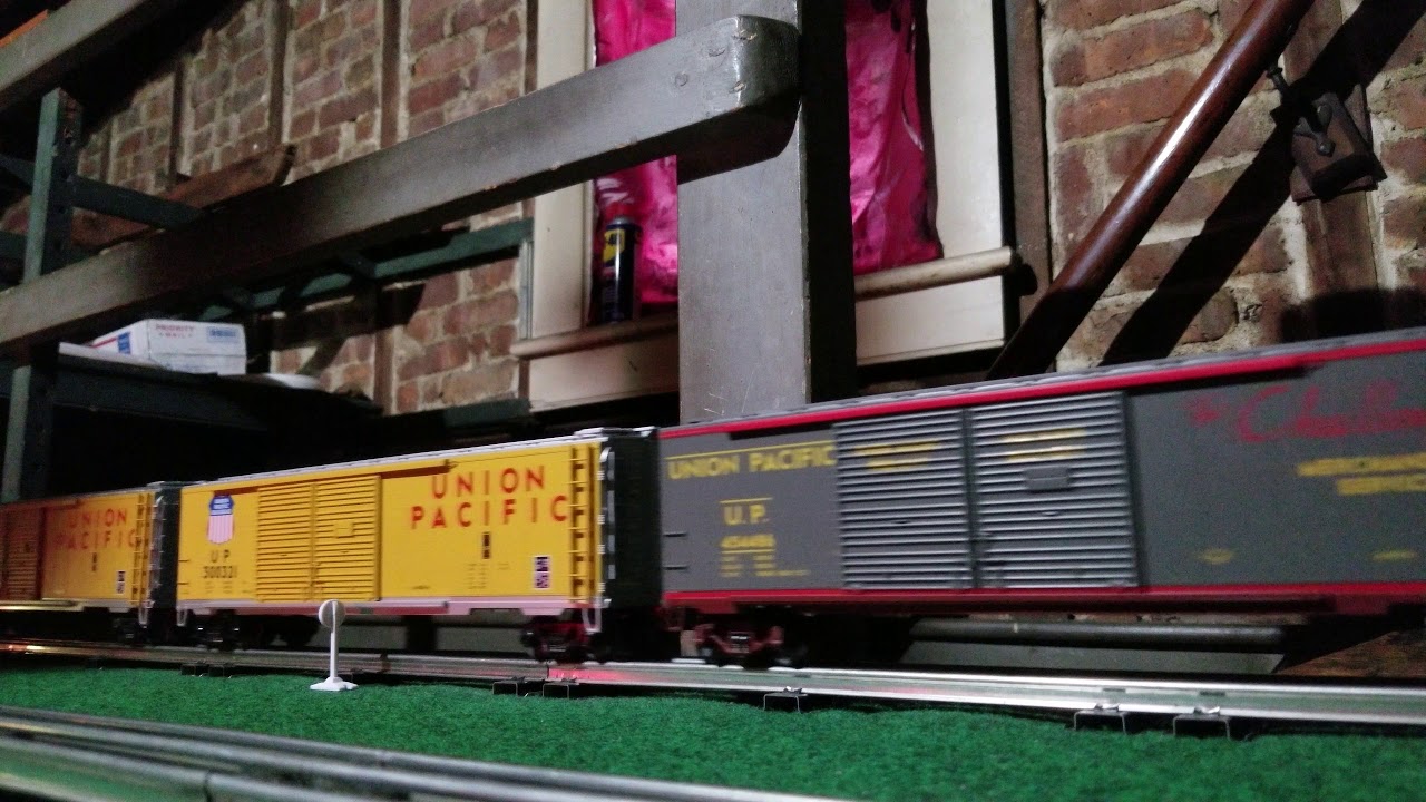 Lionel legacy western pacific f7 ABBA - YouTube