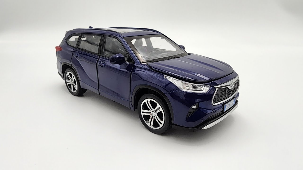 Diecast: Toyota Highlander • 1:32 Scale - YouTube