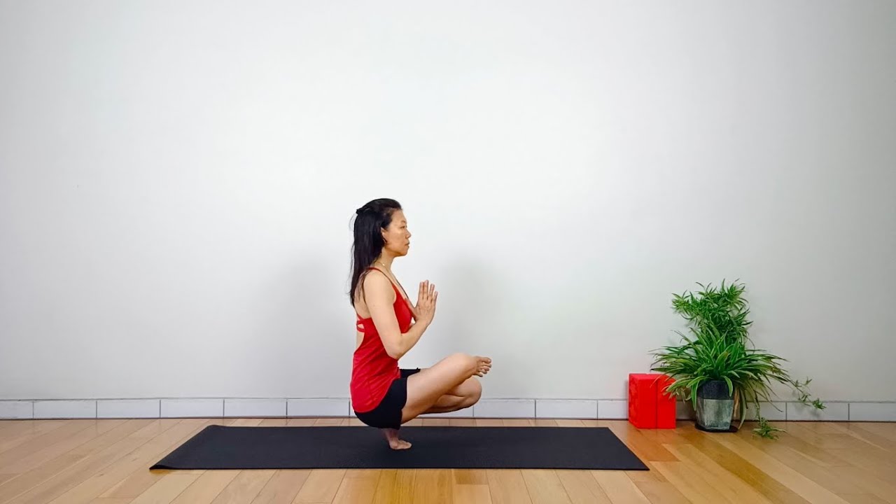 How to do Tip Toe Pose | Standing Yoga Pose | Pada Angushthasana with ...
