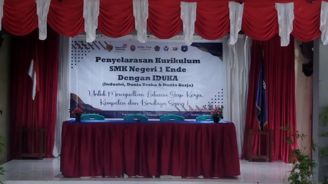 Penyelarasan Kurikulum SMK Negeri 1 Ende Tahun 2025 - YouTube