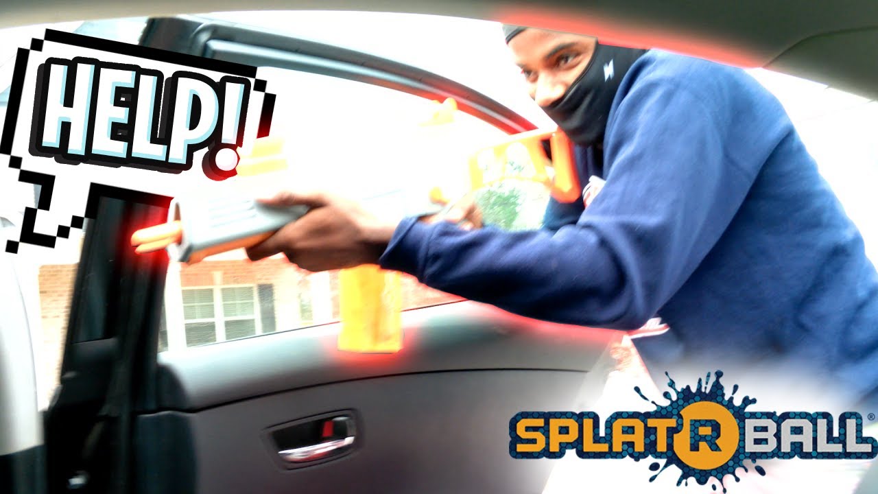 SLIMING EVERYBODY OUT WITH AR SPLAT GUN - YouTube