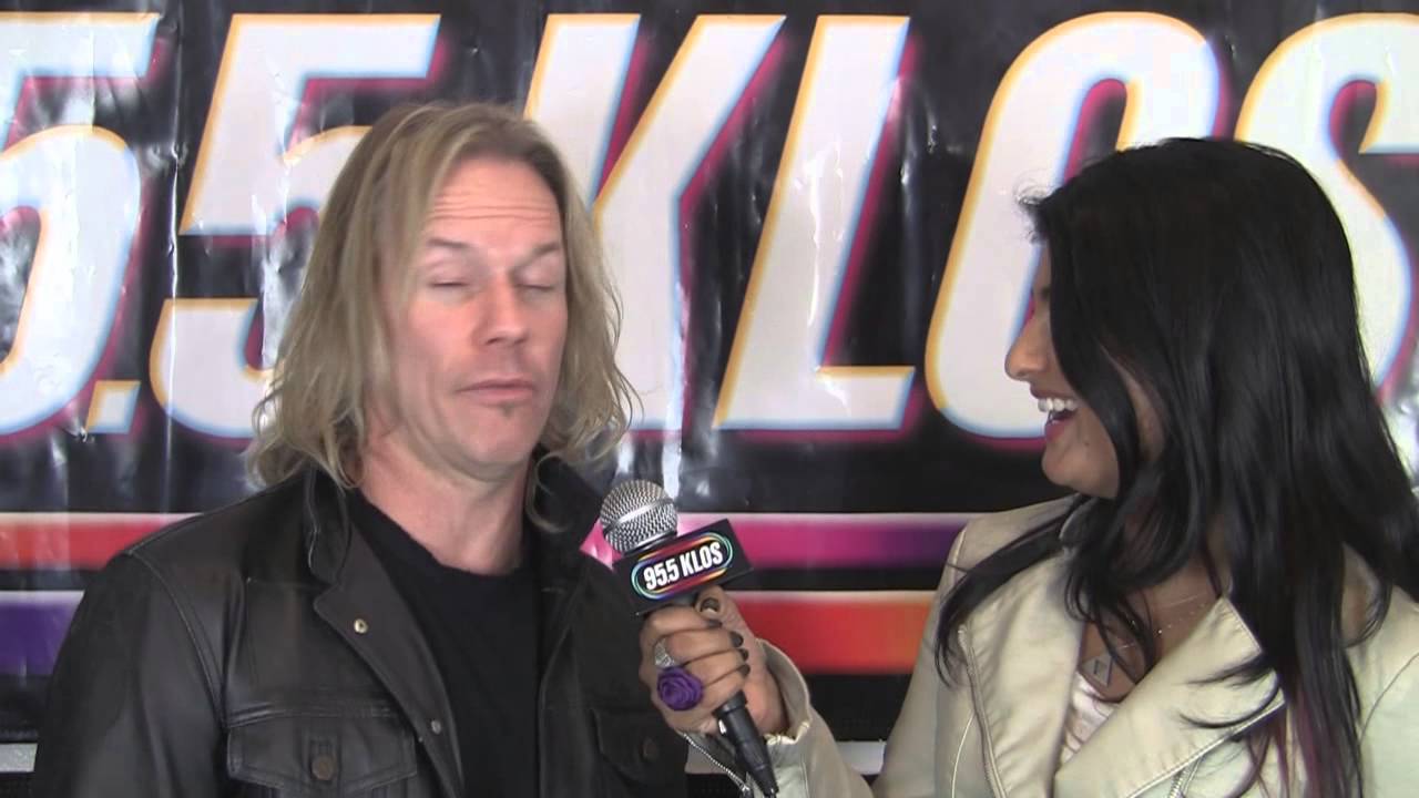 Backstage with Robert Mason - YouTube