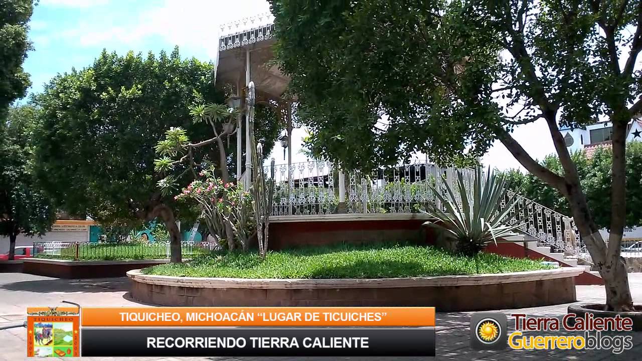 En la Plaza de Tiquicheo, Michoacán - YouTube