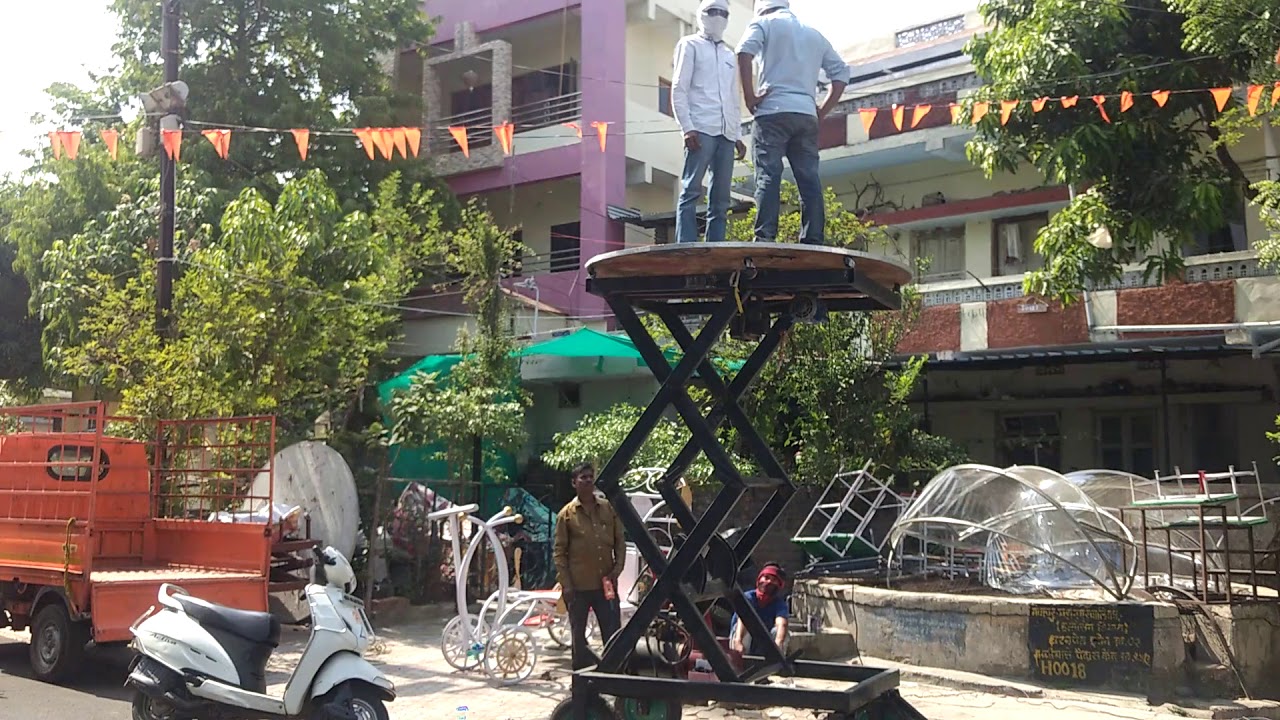 Revolving stage for wedding, Hydraulic revolving stage, Revolving ...