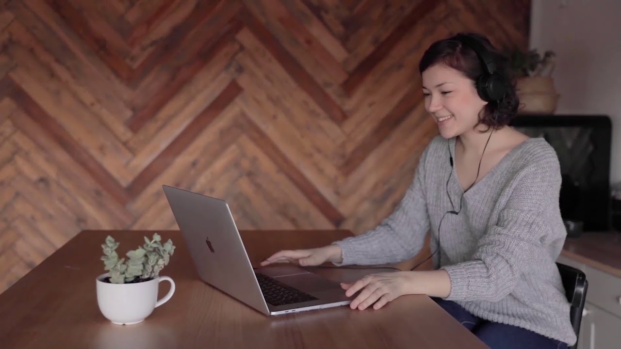 AGSM Virtual Learning Courses: Transforming and Growing through Customer Centricity - YouTube