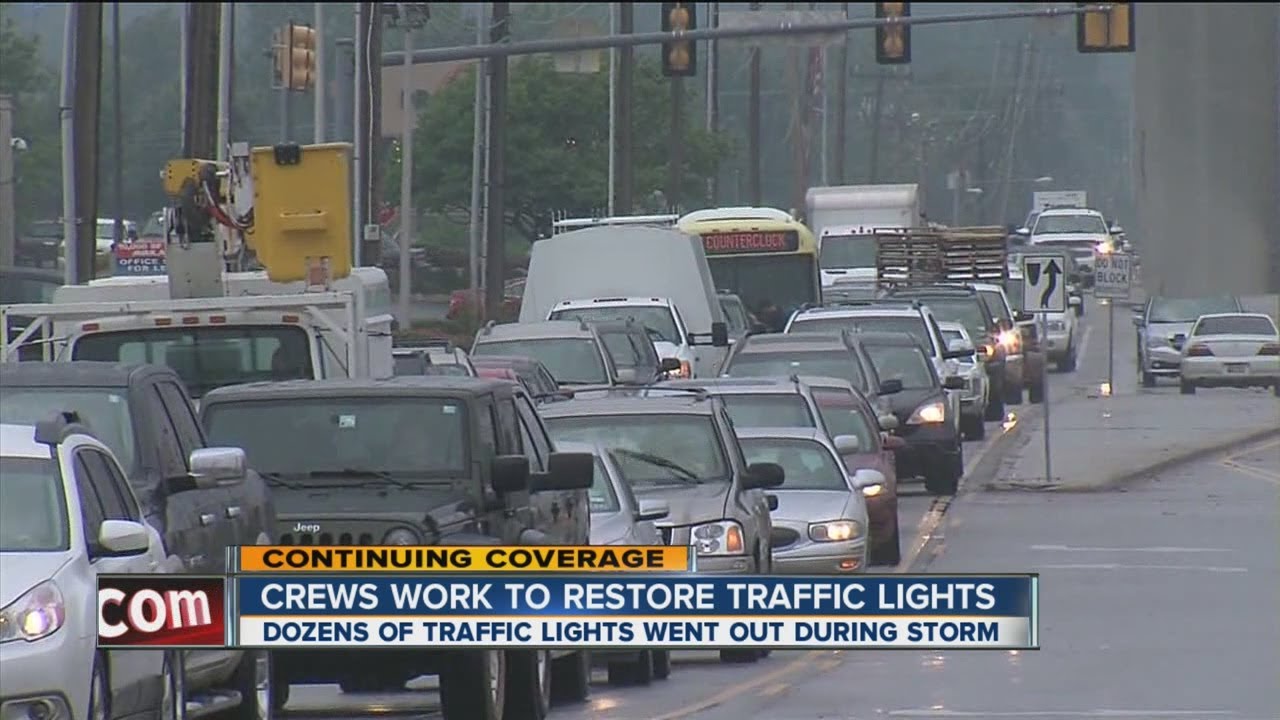 Tulsa traffic signals impacted by storms - YouTube