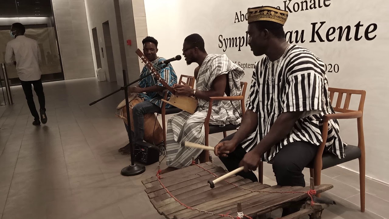 I performed (Kesewaa and Friday night) Seperewa music. - YouTube