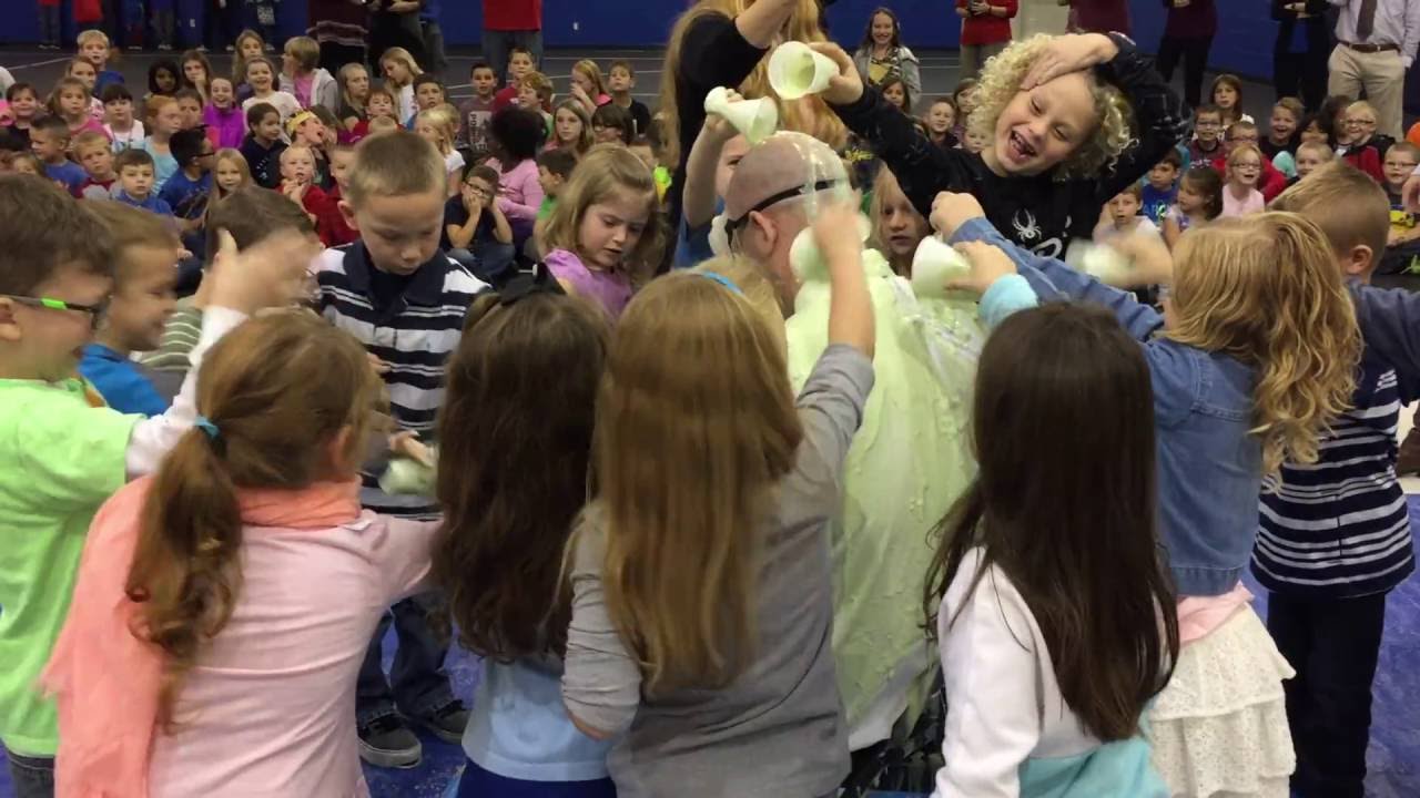 Brown Elementary principal gets slimed -- New Boston, MI - YouTube