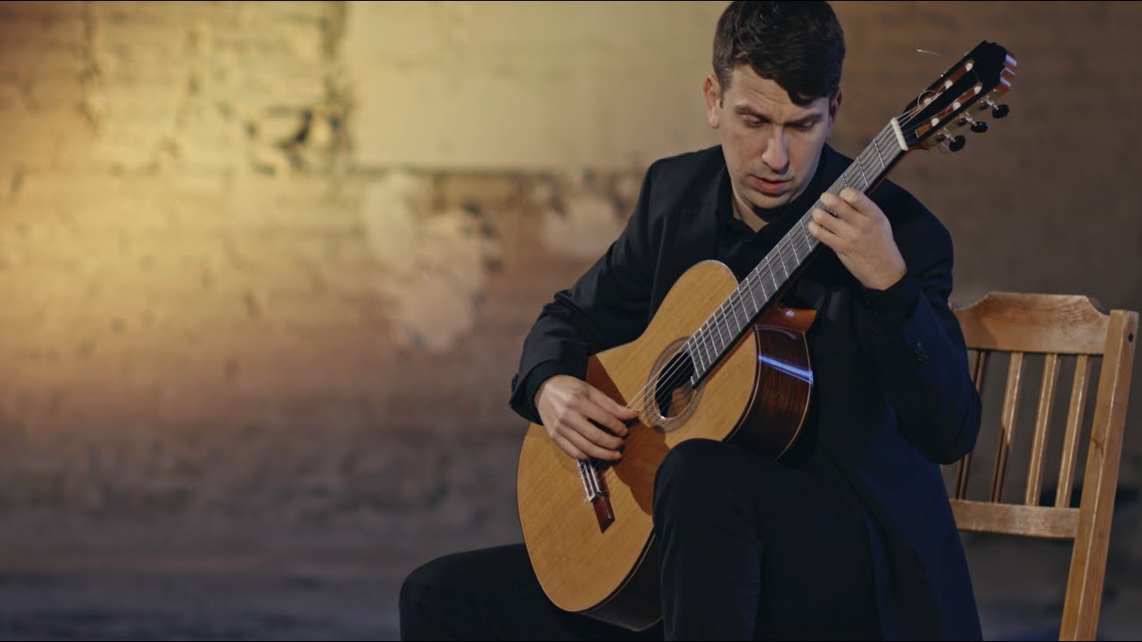 Macedonian Girl | Miroslav Tadić | Ilija Tošić, Guitar - YouTube