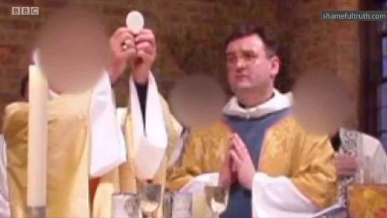 Jonathan Graves Enters 'Not Guilty' Plea - YouTube