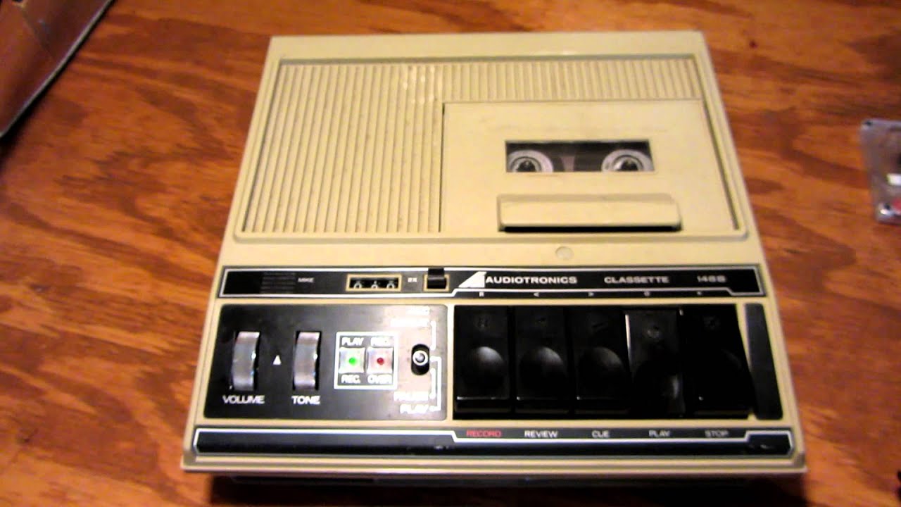 Audiotronics 148B quick showing. - YouTube