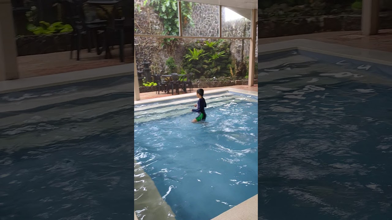 Laxus timothy swimming at tagaytay - YouTube